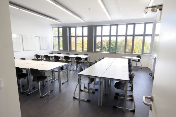 Flexibele tafels - EPS | Richt je toekomst in